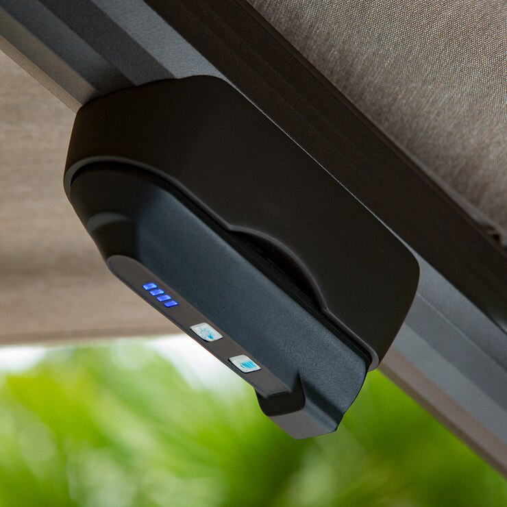 Sombrilla de 3.35 m con Base y Luz LED, Seasons Sentry | Costco México