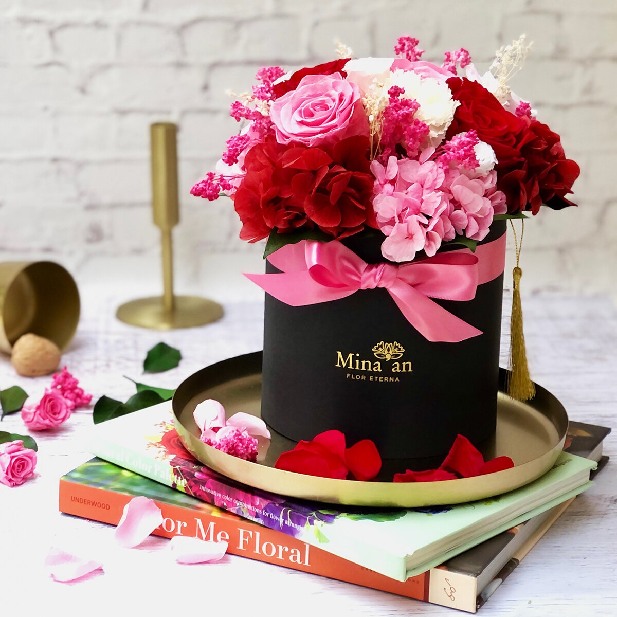 Mina'an Flor Eterna, Bouquet Con Flores Preservadas En To... Mina'an Flor Eterna, Bouquet Con Flores Preservadas En To...
