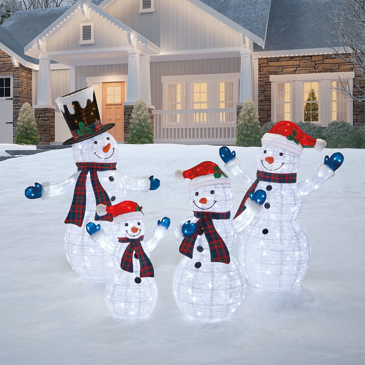 Familia de Muñecos de Nieve con Luces LED | Costco México