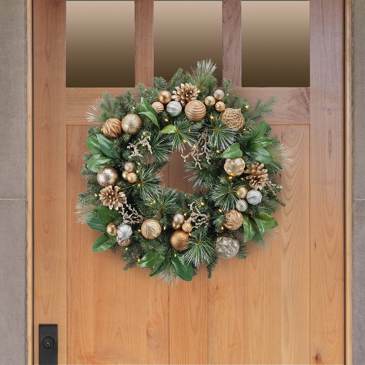 Corona Navideña Pre-Iluminada con Luces LED Oro | Costco ...